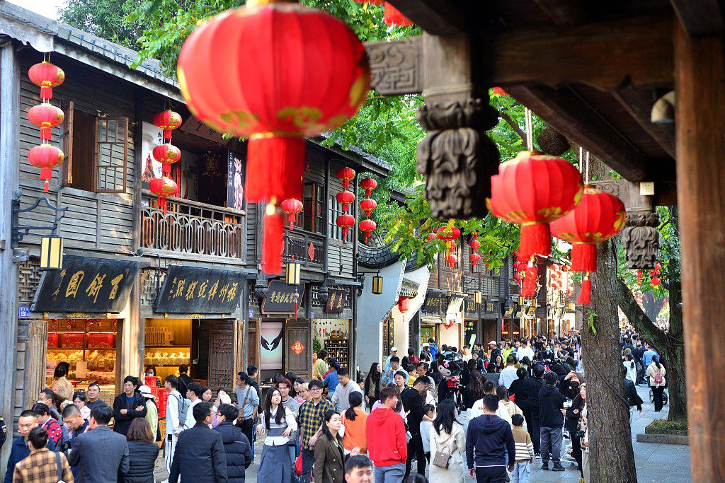 Blagdan proljeća godine Loonga svijetu pokazao „toplinu“ kineskog ...